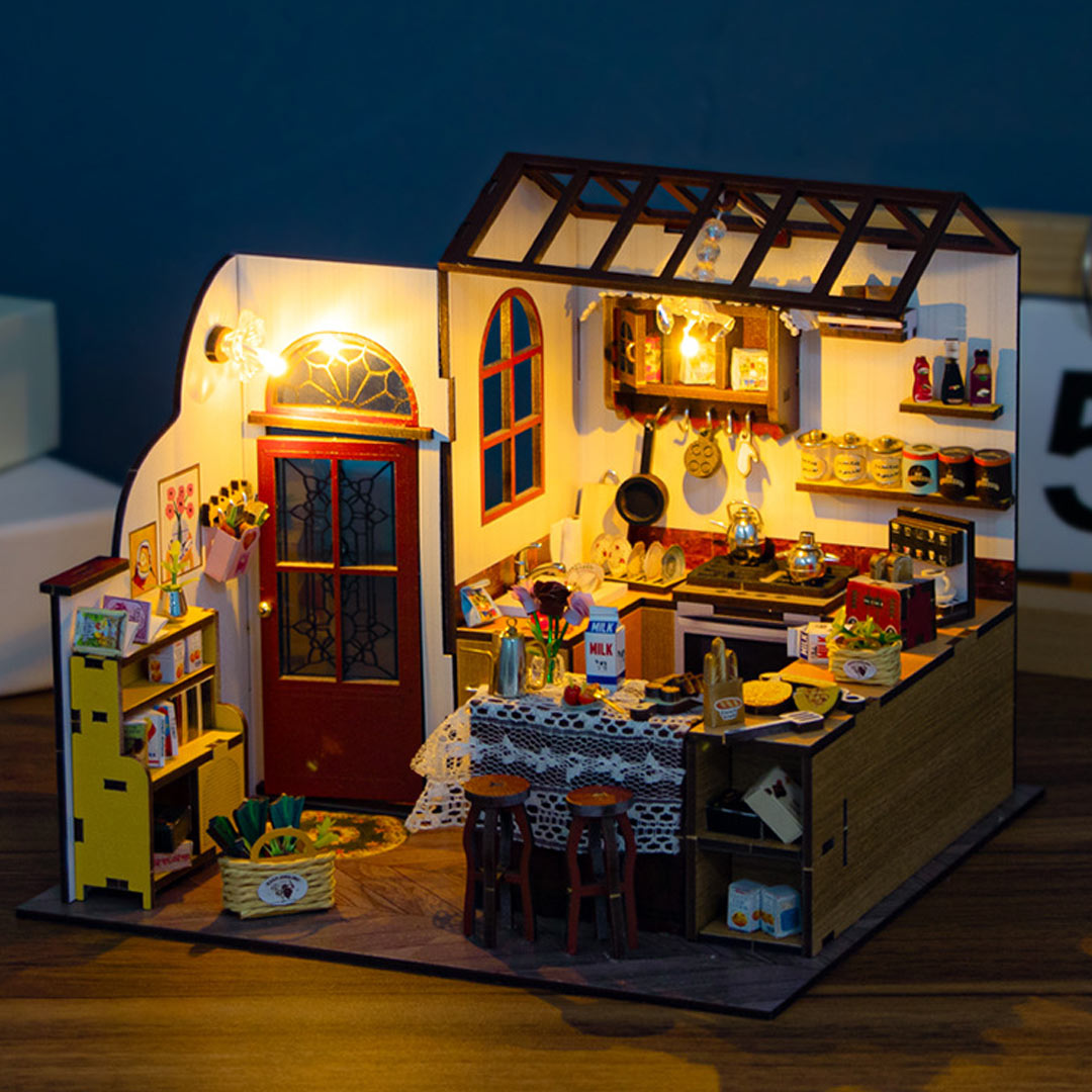 Peta's Kitchen DIY Miniature Dollhouse Kit – Fifijoy